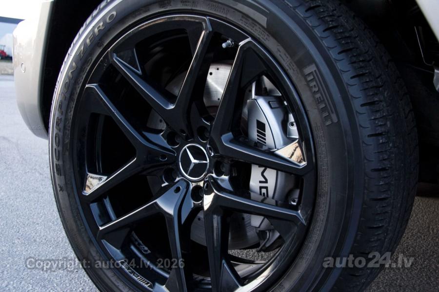 Grey Mercedes-Benz G-Class 2019 in Tallinn, with an engine capacity of 4.00 L and mileage of 101 thousand km for 153000 €, photo 28 on AUTOMOTO.COM.LV