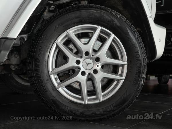 Pelēks Mercedes-Benz G-Class 2019 Tallina, ar dzinēja tilpumu 4.00 L un nobraukumu 81 tūkst. km par 105900 €, foto 7 vietnē AUTOMOTO.COM.LV