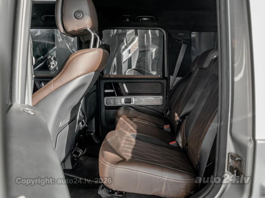 Pelēks Mercedes-Benz G-Class 2019 Tallina, ar dzinēja tilpumu 4.00 L un nobraukumu 81 tūkst. km par 105900 €, foto 11 vietnē AUTOMOTO.COM.LV