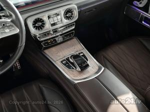 Pelēks Mercedes-Benz G-Class 2019 Tallina, ar dzinēja tilpumu 4.00 L un nobraukumu 81 tūkst. km par 105900 €, foto 15 vietnē AUTOMOTO.COM.LV