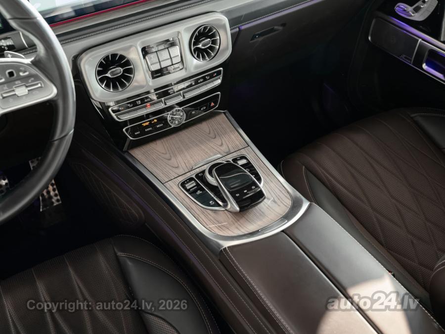 Pelēks Mercedes-Benz G-Class 2019 Tallina, ar dzinēja tilpumu 4.00 L un nobraukumu 81 tūkst. km par 105900 €, foto 15 vietnē AUTOMOTO.COM.LV