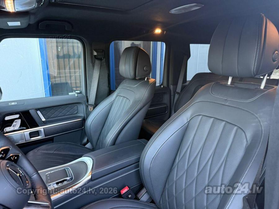 Pelēks Mercedes-Benz G-Class 2025 Tartu, ar dzinēja tilpumu 3.00 L un nobraukumu 22 tūkst. km par 174990 €, foto 6 vietnē AUTOMOTO.COM.LV