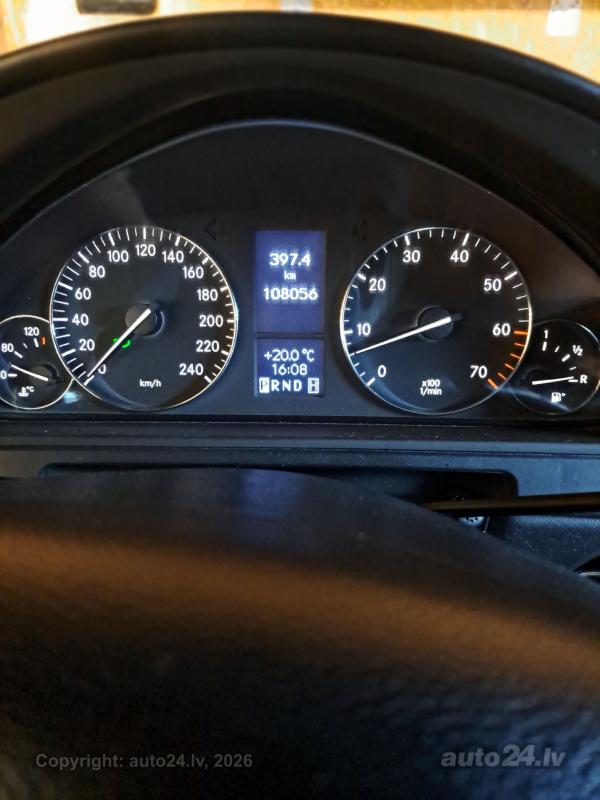 Мерседес Г-Класс 2010 в Силламяэ на AUTOMOTO.COM.LV Красный Мерседес Г-Класс 2010 в Силламяэ, объемом двигателя 5.50 л и пробегом 108 тыс. км за 59000 €, фото 9 на AUTOMOTO.COM.LV