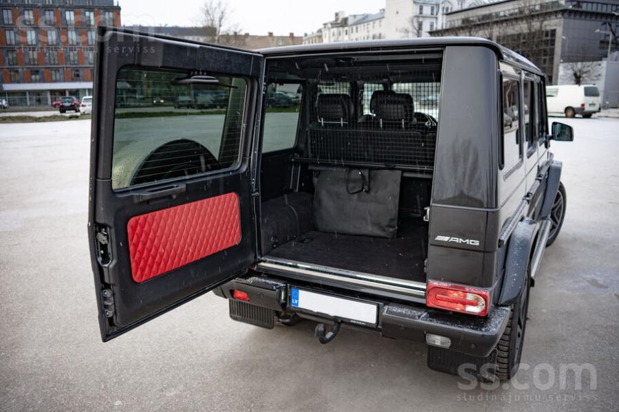Black Mercedes-Benz G63 AMG 2012 in Riga, with an engine capacity of 5.50 L and mileage of 110 thousand km for 56500 €, photo 8 on AUTOMOTO.COM.LV