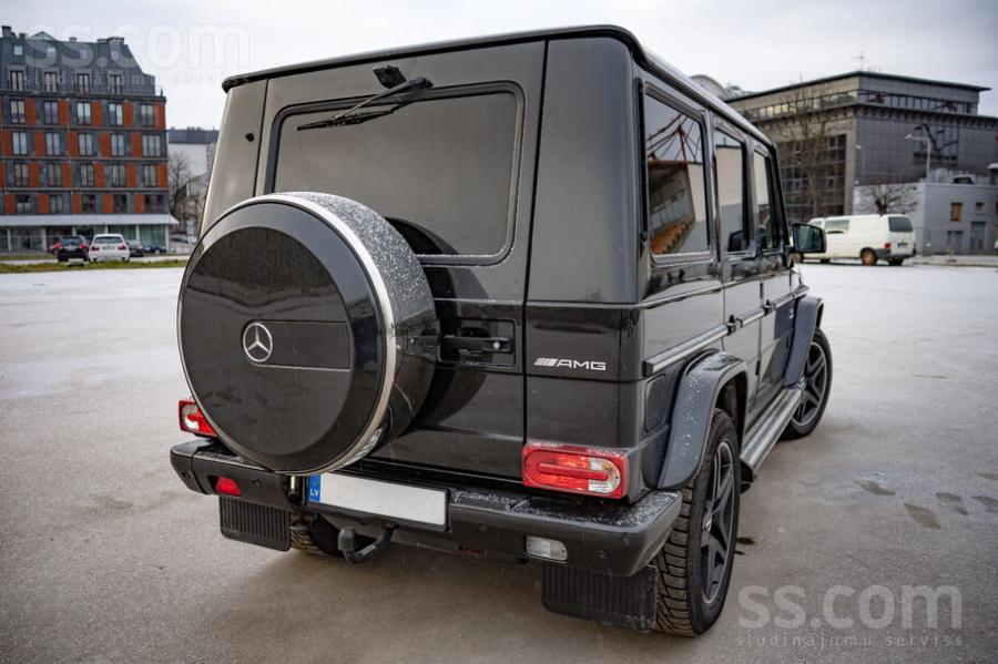 Black Mercedes-Benz G63 AMG 2012 in Riga, with an engine capacity of 5.50 L and mileage of 110 thousand km for 56500 €, photo 9 on AUTOMOTO.COM.LV
