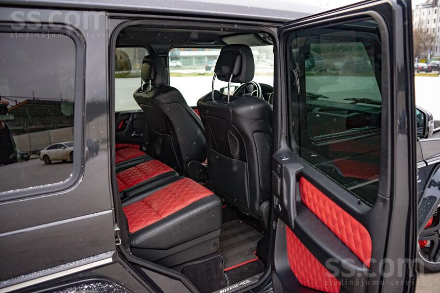 Black Mercedes-Benz G63 AMG 2012 in Riga, with an engine capacity of 5.50 L and mileage of 110 thousand km for 56500 €, photo 10 on AUTOMOTO.COM.LV