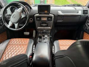 Black Mercedes-Benz G63 AMG 2013 in Vilnius, with an engine capacity of 5.50 L and mileage of 178 thousand km for 43000 €, photo 9 on AUTOMOTO.COM.LV