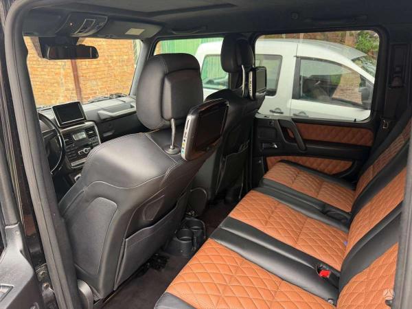 Black Mercedes-Benz G63 AMG 2013 in Vilnius, with an engine capacity of 5.50 L and mileage of 178 thousand km for 43000 €, photo 10 on AUTOMOTO.COM.LV
