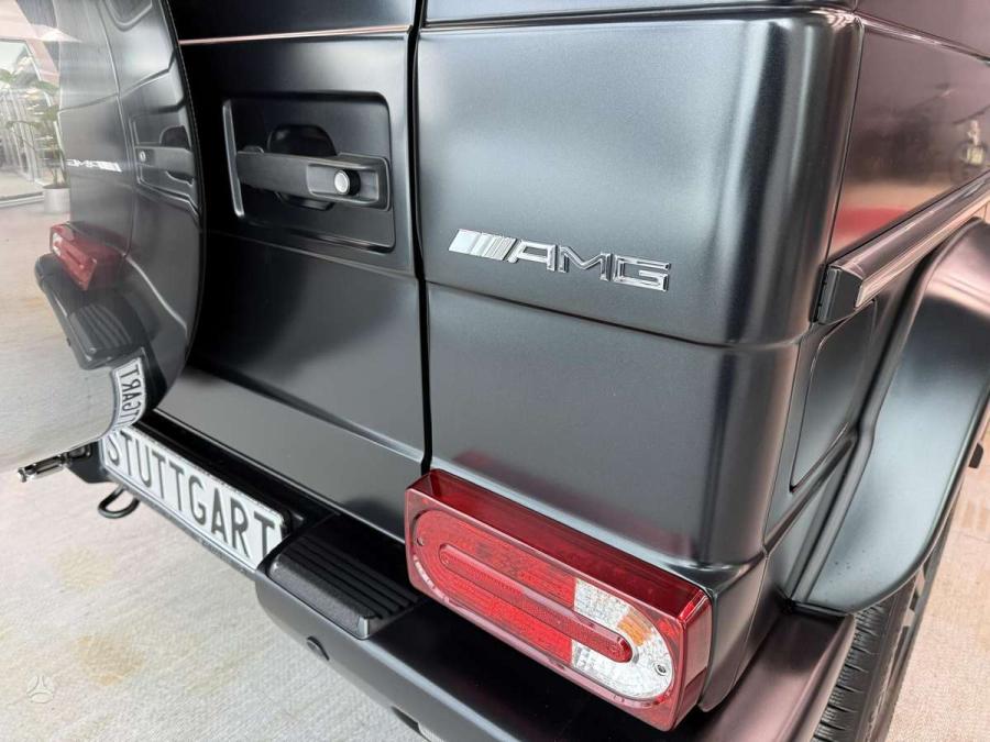 Melns Mercedes-Benz G63 AMG 2014 Rīga, ar dzinēja tilpumu 5.46 L un nobraukumu 47 tūkst. km par 80000 €, foto 30 vietnē AUTOMOTO.COM.LV