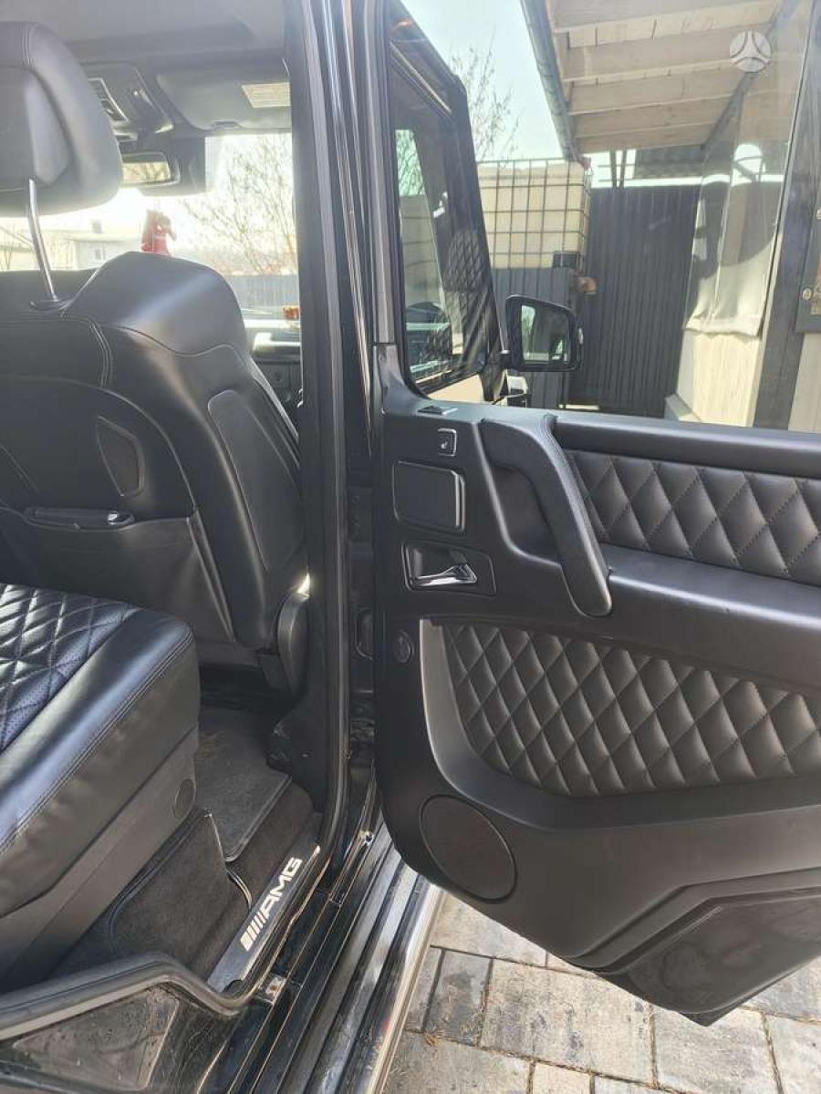 Black Mercedes-Benz G63 AMG 2014 in Liepaja, with an engine capacity of 5.46 L and mileage of 248 thousand km for 46700 €, photo 12 on AUTOMOTO.COM.LV