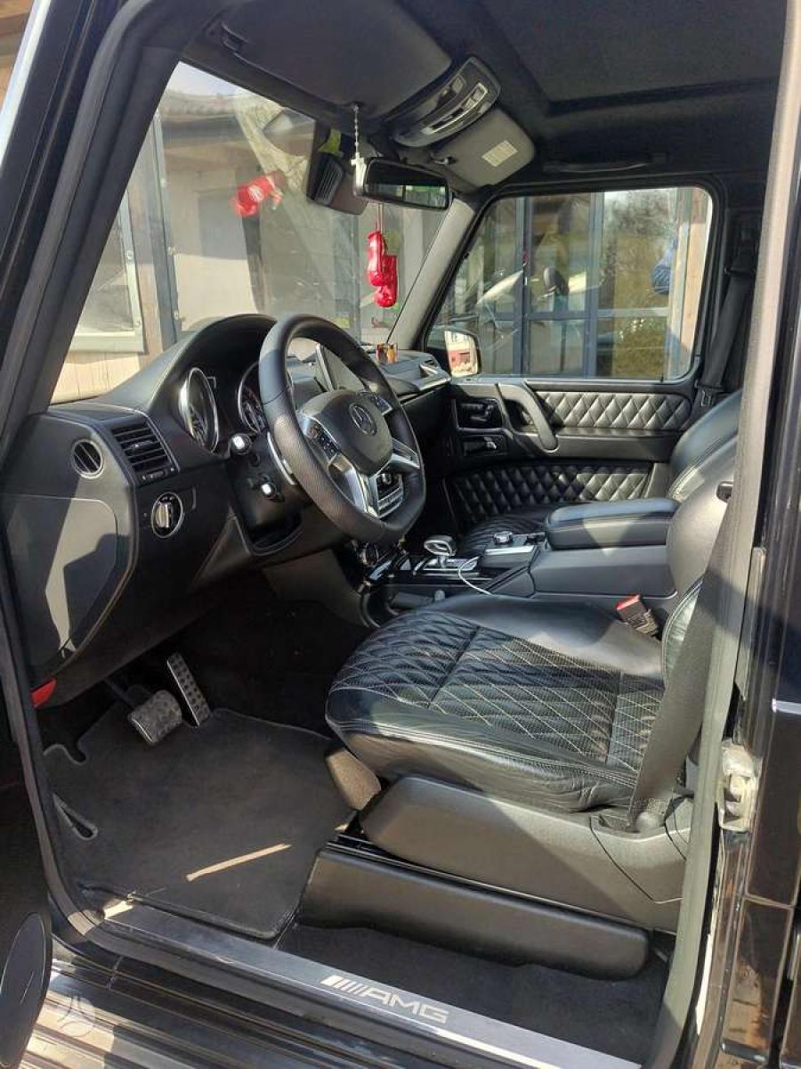 Black Mercedes-Benz G63 AMG 2014 in Liepaja, with an engine capacity of 5.46 L and mileage of 248 thousand km for 46700 €, photo 20 on AUTOMOTO.COM.LV