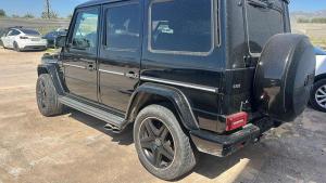 Black Mercedes-Benz G63 AMG 2014 in Klaipeda, with an engine capacity of 0.00 L and mileage of 150 thousand km for 32000 €, photo 3 on AUTOMOTO.COM.LV