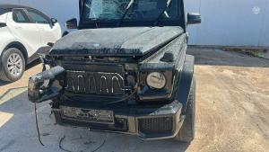 Black Mercedes-Benz G63 AMG 2014 in Klaipeda, with an engine capacity of 0.00 L and mileage of 150 thousand km for 32000 €, photo 6 on AUTOMOTO.COM.LV