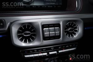 Melns Mercedes-Benz G63 AMG 2019 Rīga, ar dzinēja tilpumu 4.00 L un nobraukumu 65 tūkst. km par 135000 €, foto 22 vietnē AUTOMOTO.COM.LV