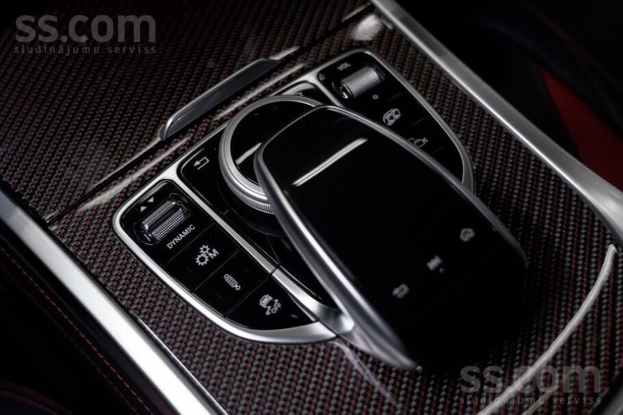 Melns Mercedes-Benz G63 AMG 2019 Rīga, ar dzinēja tilpumu 4.00 L un nobraukumu 65 tūkst. km par 135000 €, foto 25 vietnē AUTOMOTO.COM.LV