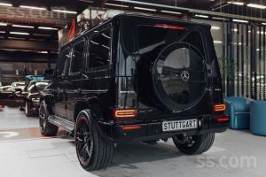 Black Mercedes-Benz G63 AMG 2019 in Riga, with an engine capacity of 4.00 L and mileage of 102 thousand km for 125000 €, photo 5 on AUTOMOTO.COM.LV