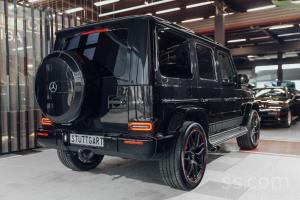 Black Mercedes-Benz G63 AMG 2019 in Riga, with an engine capacity of 4.00 L and mileage of 102 thousand km for 125000 €, photo 7 on AUTOMOTO.COM.LV