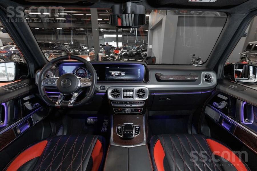 Black Mercedes-Benz G63 AMG 2019 in Riga, with an engine capacity of 4.00 L and mileage of 102 thousand km for 125000 €, photo 13 on AUTOMOTO.COM.LV