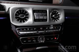Black Mercedes-Benz G63 AMG 2019 in Riga, with an engine capacity of 4.00 L and mileage of 102 thousand km for 125000 €, photo 24 on AUTOMOTO.COM.LV