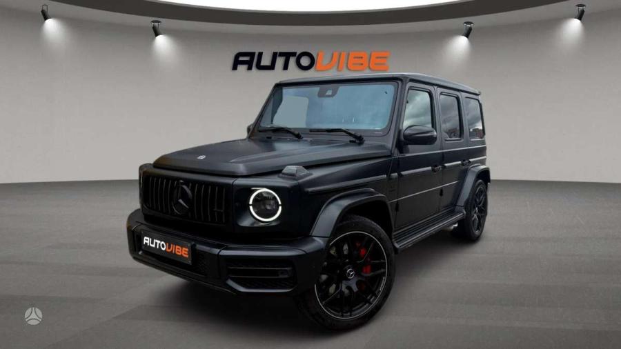 Melns Mercedes-Benz G63 AMG 2021 Viļņa, ar dzinēja tilpumu 3.98 L un nobraukumu 82 tūkst. km par 139989 €, foto 1 vietnē AUTOMOTO.COM.LV