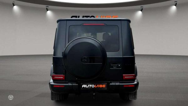 Black Mercedes-Benz G63 AMG 2021 in Vilnius, with an engine capacity of 3.98 L and mileage of 82 thousand km for 139989 €, photo 5 on AUTOMOTO.COM.LV