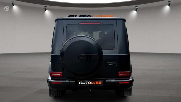 Black Mercedes-Benz G63 AMG 2021 in Vilnius, with an engine capacity of 3.98 L and mileage of 82 thousand km for 139989 €, photo 5 on AUTOMOTO.COM.LV