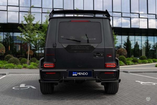 Black Mercedes-Benz G63 AMG 2021 in Vilnius, with an engine capacity of 3.98 L and mileage of 99 thousand km for 179990 €, photo 6 on AUTOMOTO.COM.LV