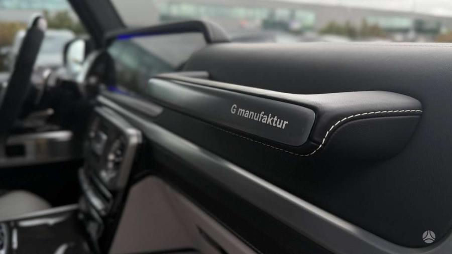 Black Mercedes-Benz G63 AMG 2021 in Vilnius, with an engine capacity of 3.98 L and mileage of 82 thousand km for 133333 €, photo 12 on AUTOMOTO.COM.LV