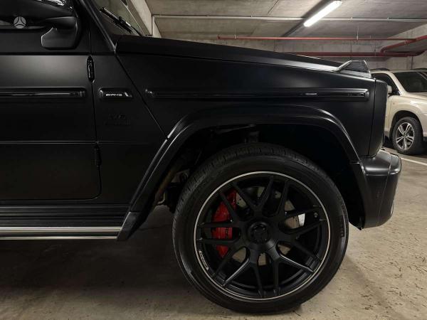 Melns Mercedes-Benz G63 AMG 2022 Rīga, ar dzinēja tilpumu 3.98 L un nobraukumu 16 tūkst. km par 170000 €, foto 7 vietnē AUTOMOTO.COM.LV