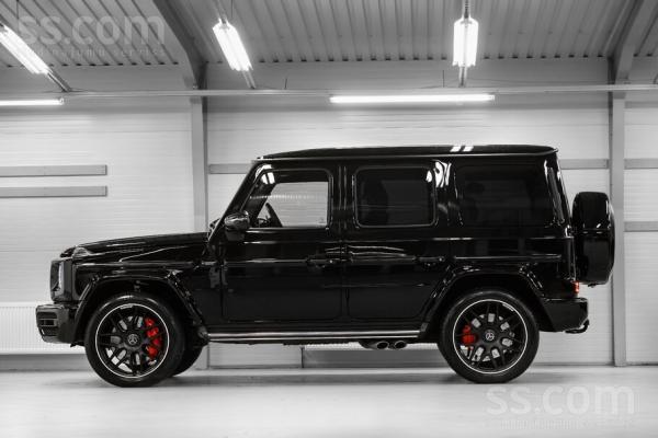 Black Mercedes-Benz G63 AMG 2023 in Tukums, with an engine capacity of 4.00 L and mileage of 0 thousand km for 197000 €, photo 7 on AUTOMOTO.COM.LV