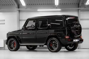 Black Mercedes-Benz G63 AMG 2023 in Tukums, with an engine capacity of 3.98 L and mileage of 18 thousand km for 197000 €, photo 8 on AUTOMOTO.COM.LV