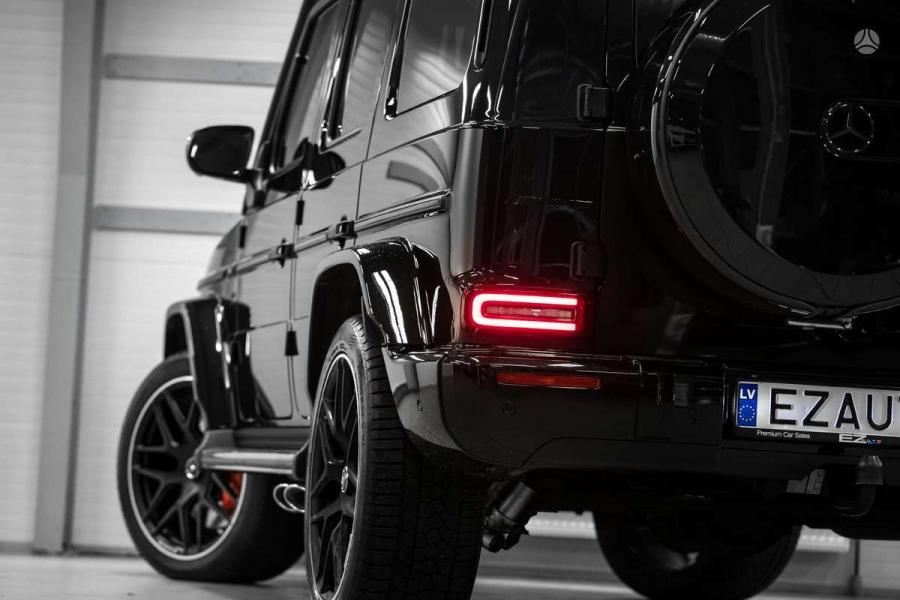 Black Mercedes-Benz G63 AMG 2023 in Tukums, with an engine capacity of 3.98 L and mileage of 18 thousand km for 197000 €, photo 40 on AUTOMOTO.COM.LV