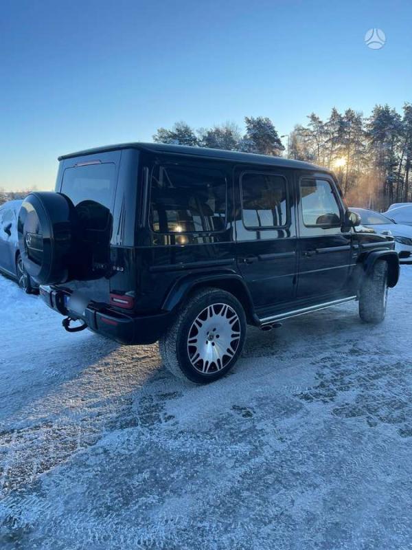 Melns Mercedes-Benz G63 AMG 2023 Viļņa, ar dzinēja tilpumu 4.00 L un nobraukumu 18 tūkst. km par 187770 €, foto 11 vietnē AUTOMOTO.COM.LV