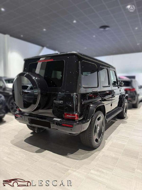 Black Mercedes-Benz G63 AMG 2025 in Vilnius, with an engine capacity of 3.98 L and mileage of 100 thousand km for 268620 €, photo 2 on AUTOMOTO.COM.LV