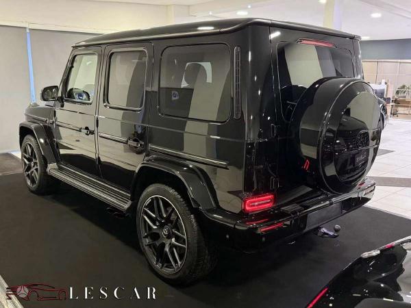 Black Mercedes-Benz G63 AMG 2025 in Vilnius, with an engine capacity of 3.98 L and mileage of 28 thousand km for 235000 €, photo 2 on AUTOMOTO.COM.LV