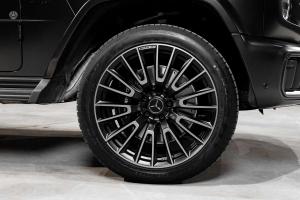 Melns Mercedes-Benz G63 AMG 2025 Rīga, ar dzinēja tilpumu 3.98 L un nobraukumu 0 tūkst. km par 278300 €, foto 8 vietnē AUTOMOTO.COM.LV