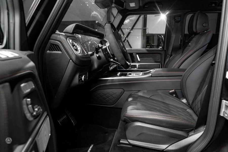 Melns Mercedes-Benz G63 AMG 2025 Rīga, ar dzinēja tilpumu 3.98 L un nobraukumu 0 tūkst. km par 278300 €, foto 9 vietnē AUTOMOTO.COM.LV