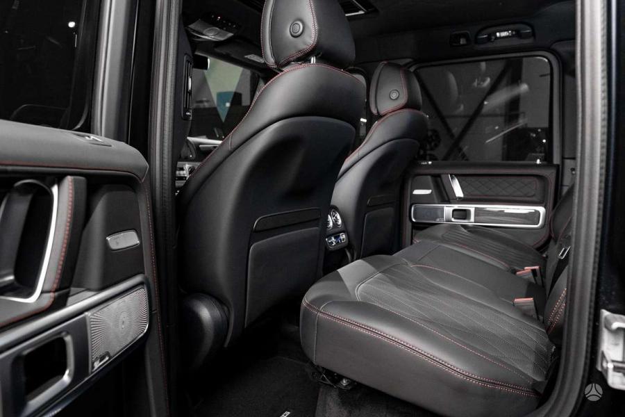 Melns Mercedes-Benz G63 AMG 2025 Rīga, ar dzinēja tilpumu 3.98 L un nobraukumu 0 tūkst. km par 278300 €, foto 13 vietnē AUTOMOTO.COM.LV