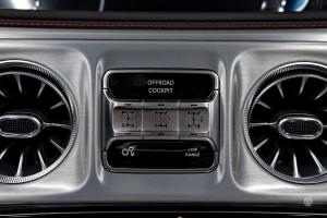 Melns Mercedes-Benz G63 AMG 2025 Rīga, ar dzinēja tilpumu 3.98 L un nobraukumu 0 tūkst. km par 278300 €, foto 25 vietnē AUTOMOTO.COM.LV