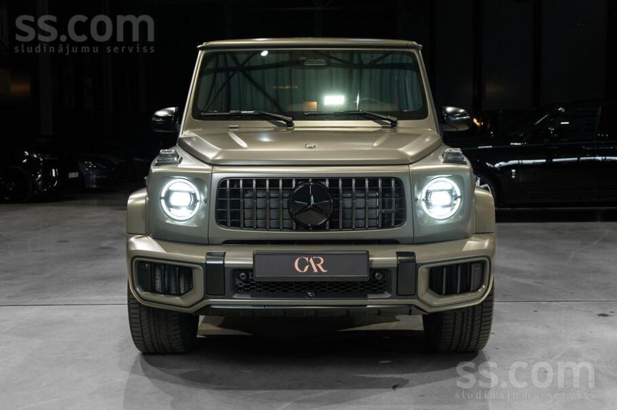 Green Mercedes-Benz G63 AMG 2025 in Riga, with an engine capacity of 4.00 L and mileage of 4 thousand km for 260000 €, photo 3 on AUTOMOTO.COM.LV