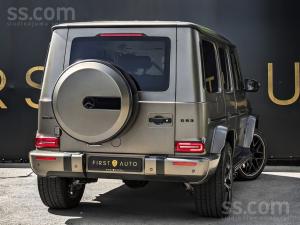 Pelēks Mercedes-Benz G63 AMG 2023 Tukums, ar dzinēja tilpumu 4.00 L un nobraukumu 30 tūkst. km par 164990 €, foto 4 vietnē AUTOMOTO.COM.LV