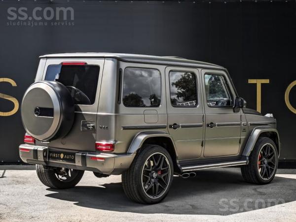 Grey Mercedes-Benz G63 AMG 2023 in Tukums, with an engine capacity of 4.00 L and mileage of 30 thousand km for 164990 €, photo 5 on AUTOMOTO.COM.LV