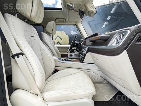 Grey Mercedes-Benz G63 AMG 2023 in Tukums, with an engine capacity of 4.00 L and mileage of 30 thousand km for 164990 €, photo 8 on AUTOMOTO.COM.LV