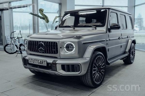 Grey Mercedes-Benz G63 AMG 2024 in Riga, with an engine capacity of 4.00 L and mileage of 26 thousand km for 220000 €, photo 3 on AUTOMOTO.COM.LV