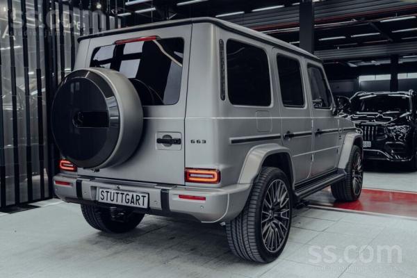 Grey Mercedes-Benz G63 AMG 2024 in Riga, with an engine capacity of 4.00 L and mileage of 26 thousand km for 220000 €, photo 4 on AUTOMOTO.COM.LV