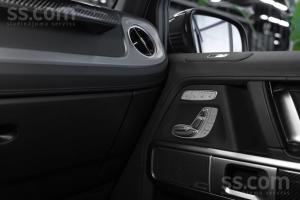 Pelēks Mercedes-Benz G63 AMG 2024 Rīga, ar dzinēja tilpumu 4.00 L un nobraukumu 26 tūkst. km par 220000 €, foto 35 vietnē AUTOMOTO.COM.LV