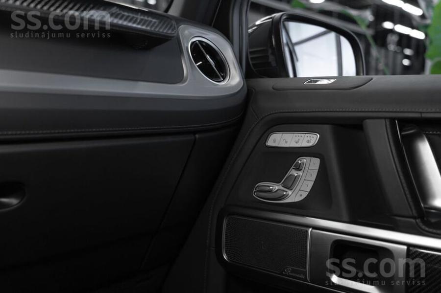 Pelēks Mercedes-Benz G63 AMG 2024 Rīga, ar dzinēja tilpumu 4.00 L un nobraukumu 26 tūkst. km par 220000 €, foto 35 vietnē AUTOMOTO.COM.LV