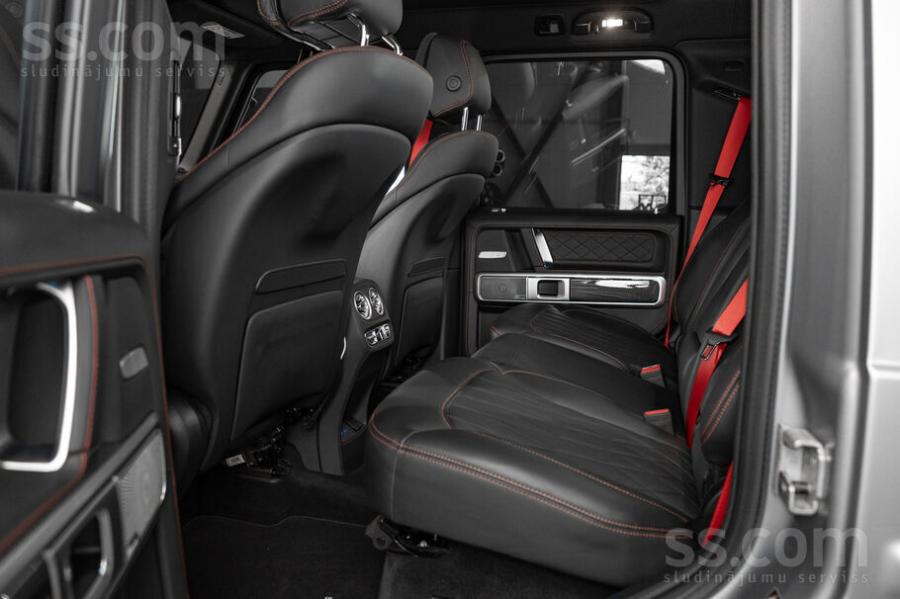 Pelēks Mercedes-Benz G63 AMG 2024 Rīga, ar dzinēja tilpumu 4.00 L un nobraukumu 13 tūkst. km par 254100 €, foto 13 vietnē AUTOMOTO.COM.LV