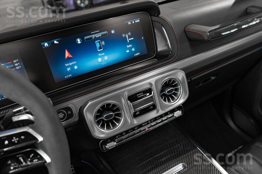Pelēks Mercedes-Benz G63 AMG 2024 Rīga, ar dzinēja tilpumu 4.00 L un nobraukumu 13 tūkst. km par 254100 €, foto 23 vietnē AUTOMOTO.COM.LV