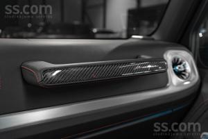 Pelēks Mercedes-Benz G63 AMG 2024 Rīga, ar dzinēja tilpumu 4.00 L un nobraukumu 13 tūkst. km par 254100 €, foto 30 vietnē AUTOMOTO.COM.LV